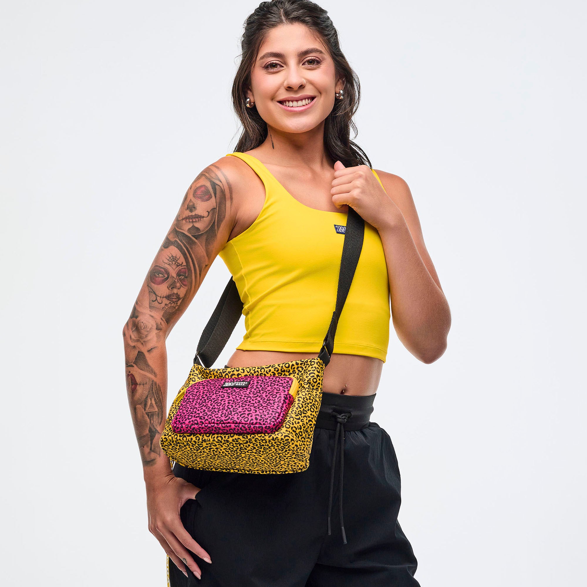 Sizzlin' Crossbody Bag – Zumba Factory